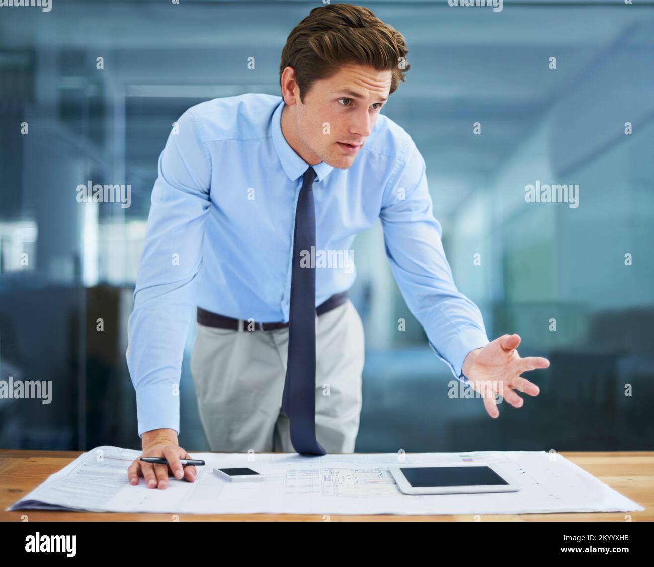 Lets work together on this. An experienced young architect explaining ...