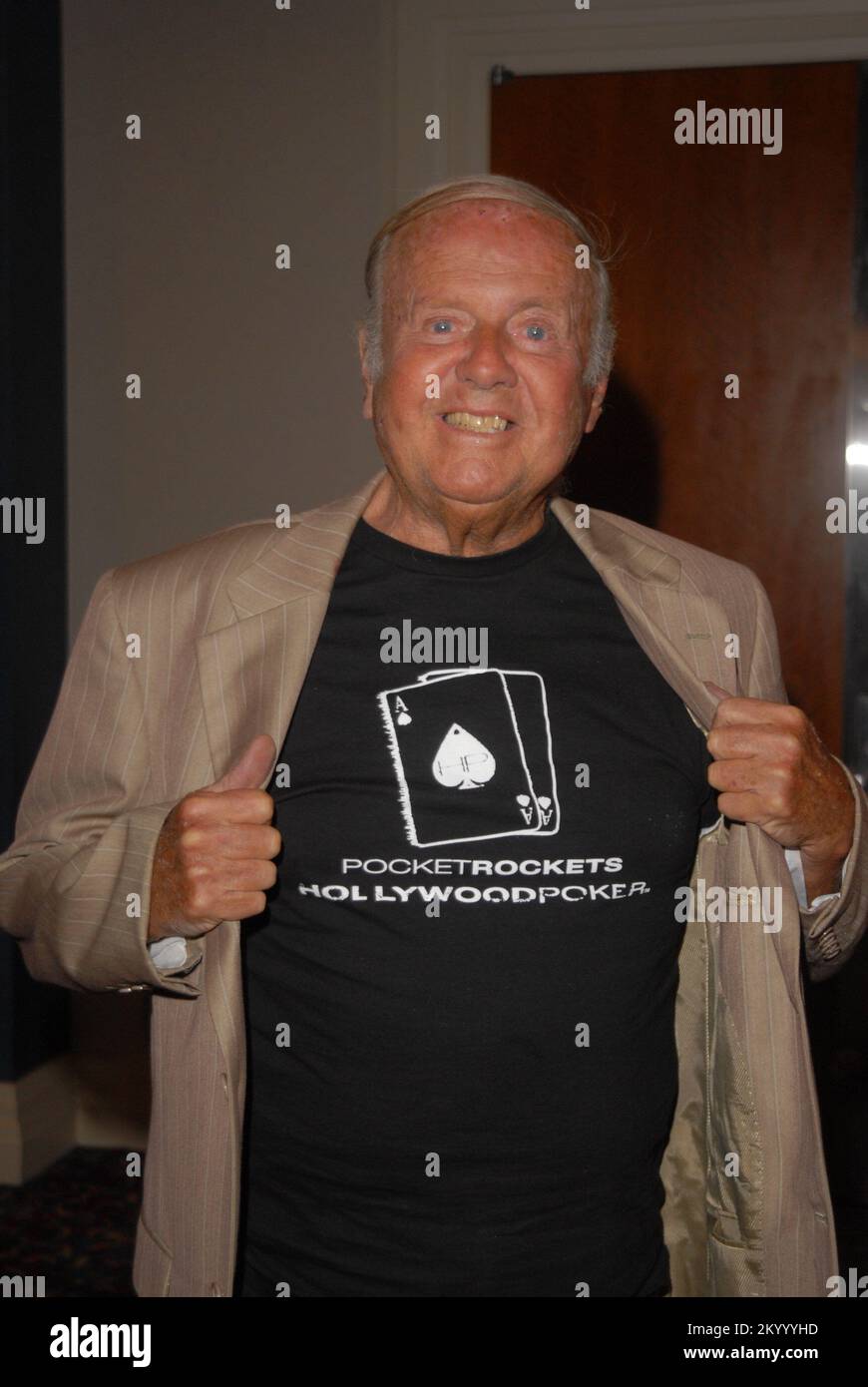 Dick Van Patten attends the Caucus for Writers & Producers, 2006 Credit ...
