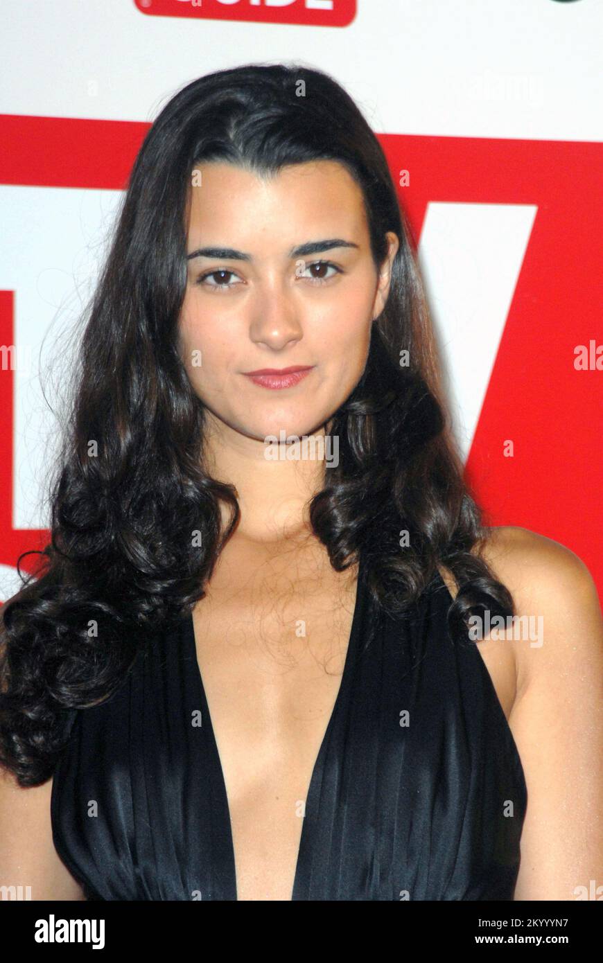 Cote de pablo hi-res stock photography and images - Alamy