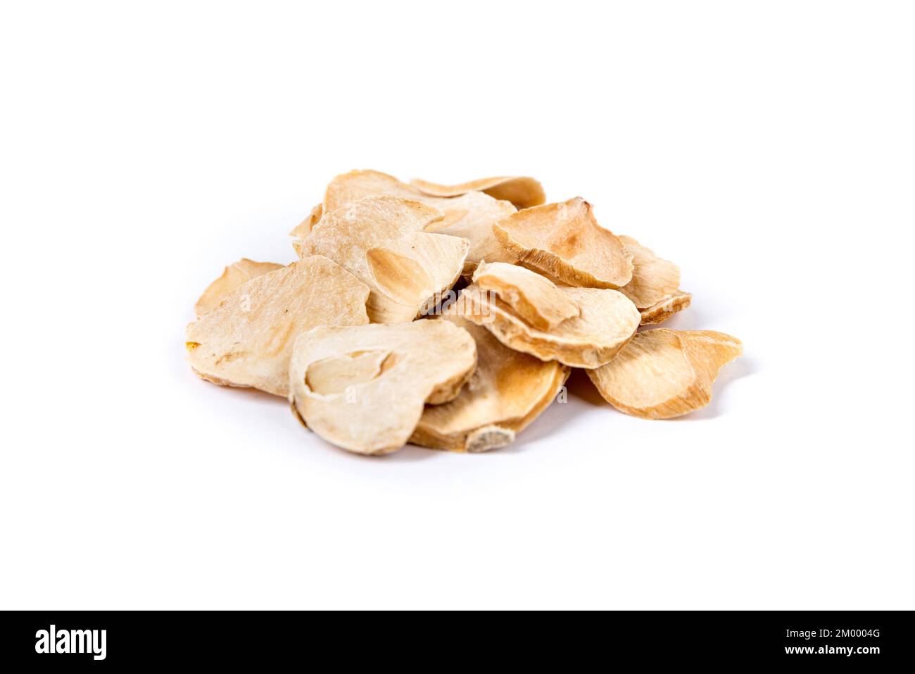 Sliced dried shallots in a pile isolated over white Stock Photo - Alamy