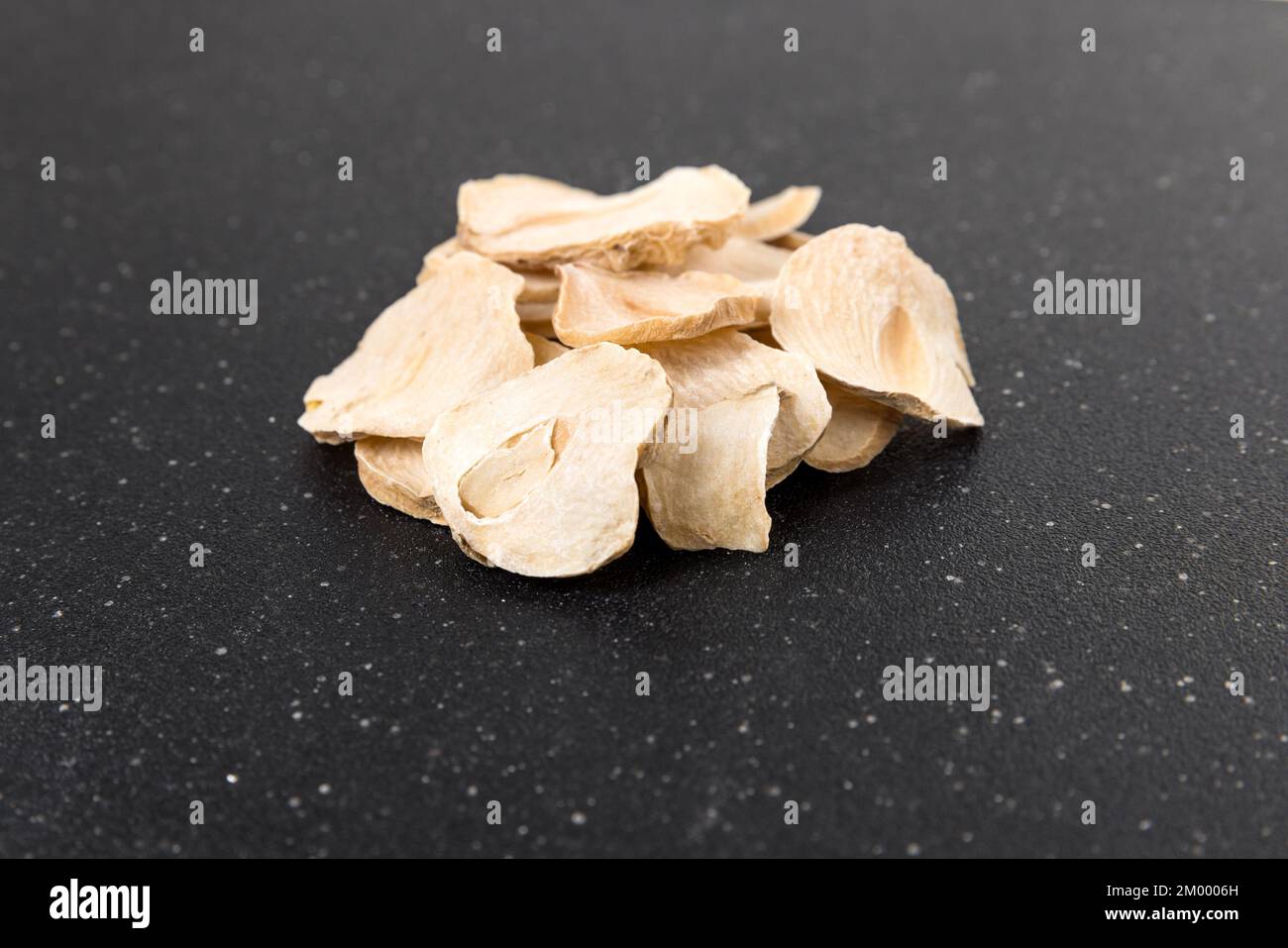 Dried sliced shallot hi-res stock photography and images - Alamy