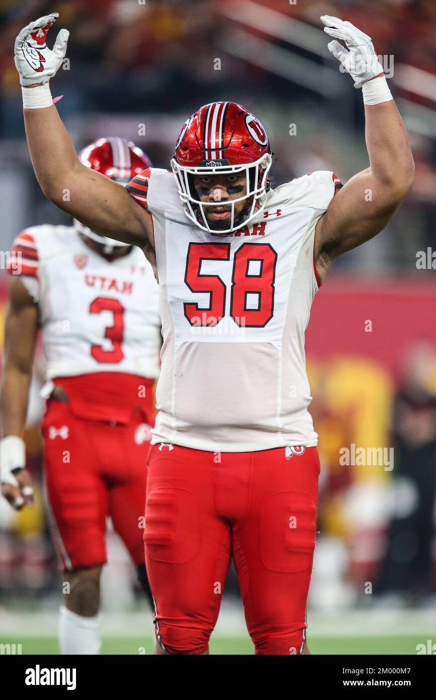 Allegiant stadium crowd hi-res stock photography and images - Alamy
