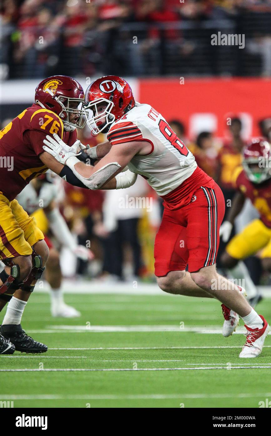 Las Vegas, NV, USA. 2nd Dec, 2022. Utah Utes defensive end Connor O ...
