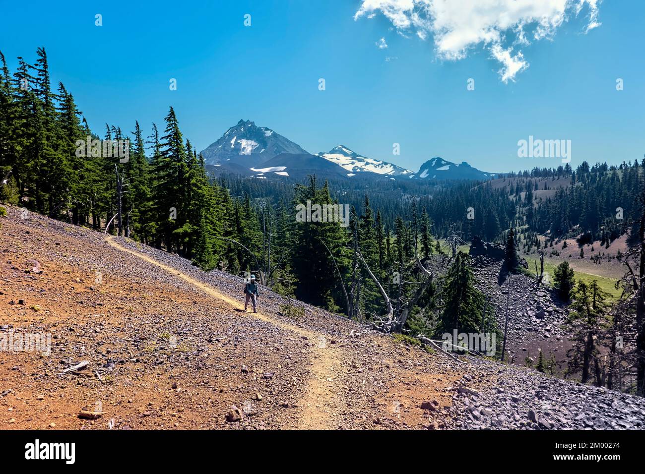 View of the Sisters peaks, Pacific Crest Trail, Oregon, USA Stock Photo ...