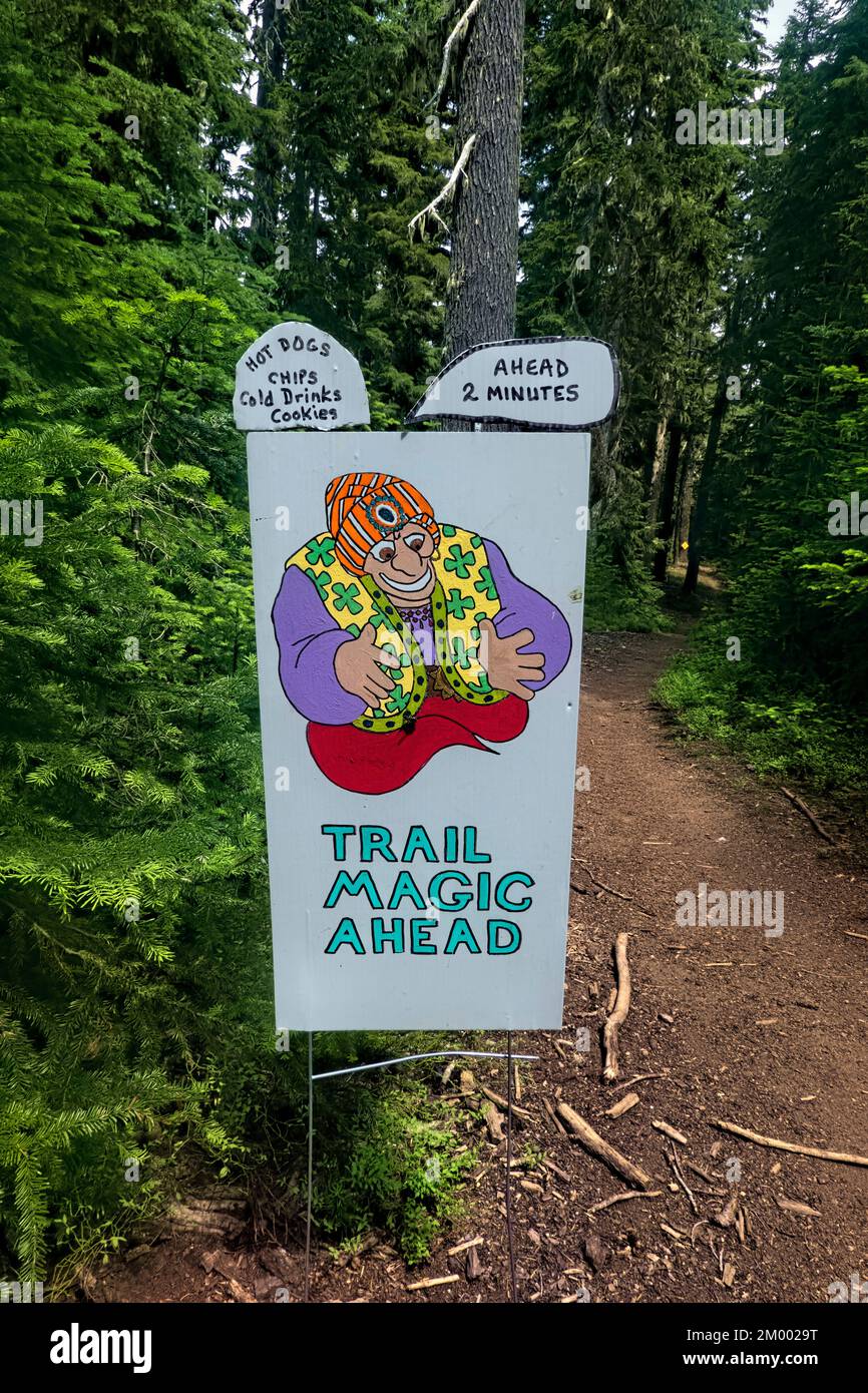 Trail magic signs on the Pacific Crest Trail, Oregon, USA Stock Photo ...