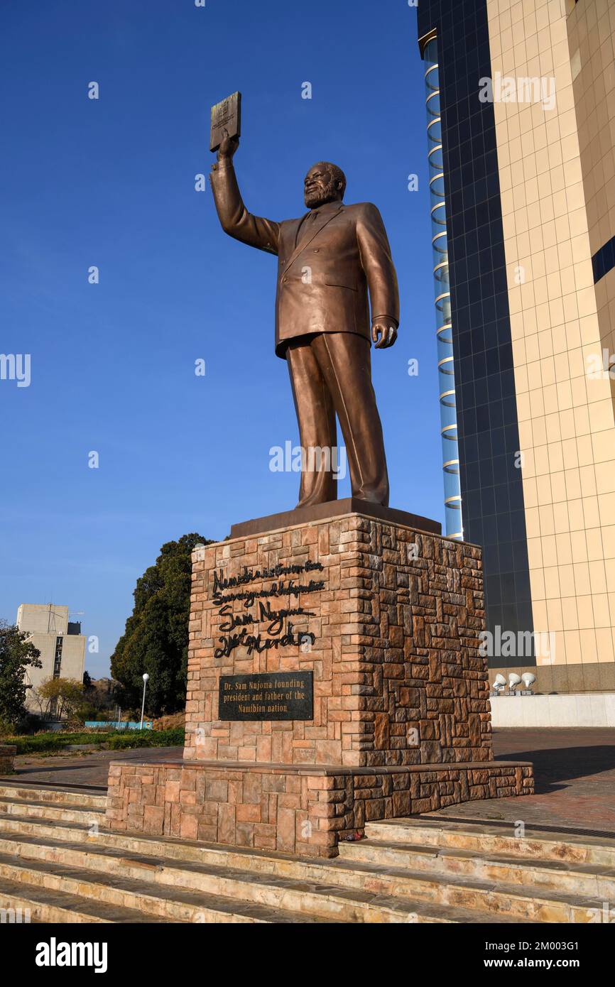 Statue of Sam Nujoma, first President of the Republic of Namibia, in ...