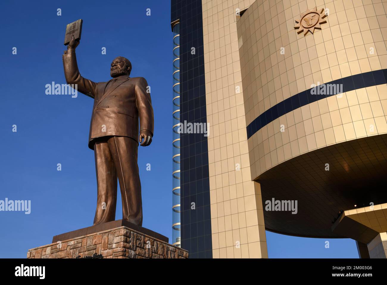Statue of Sam Nujoma, first President of the Republic of Namibia, in ...