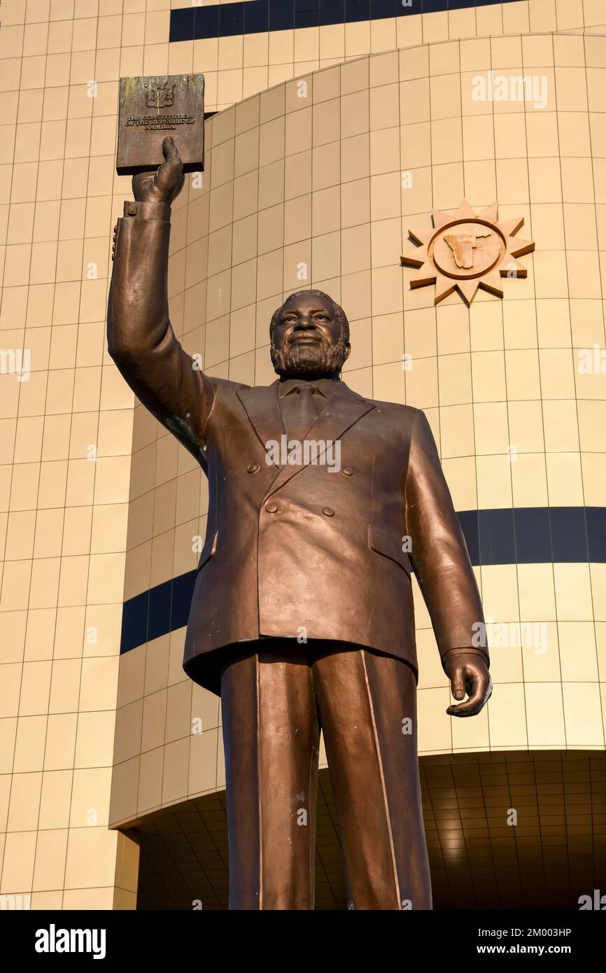Statue of Sam Nujoma, first President of the Republic of Namibia, in ...