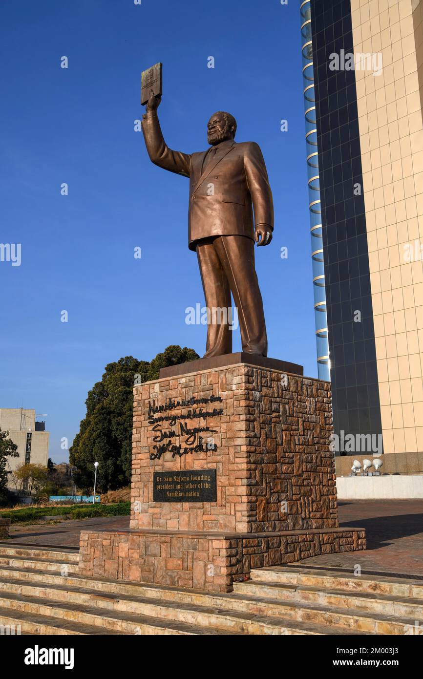 Statue of Sam Nujoma, first President of the Republic of Namibia, in ...