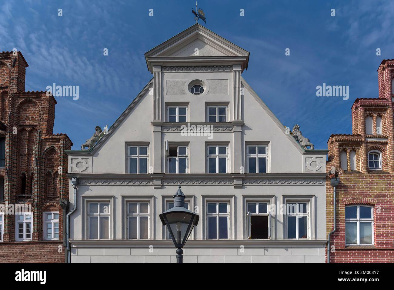 German style house hi-res stock photography and images - Alamy