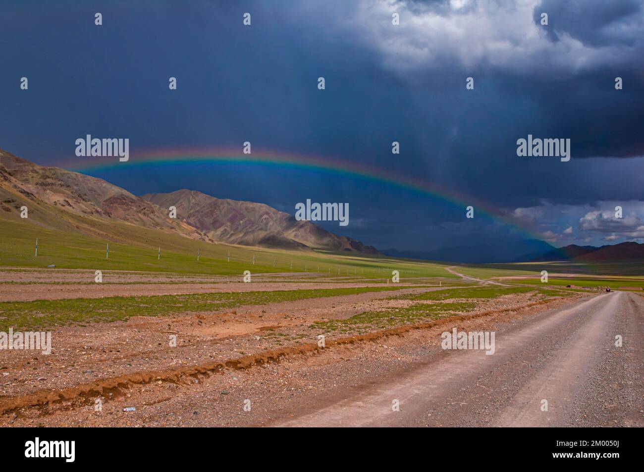 Rainbow along the road from Ali and Gerze, Western Tibet, Asia Stock ...