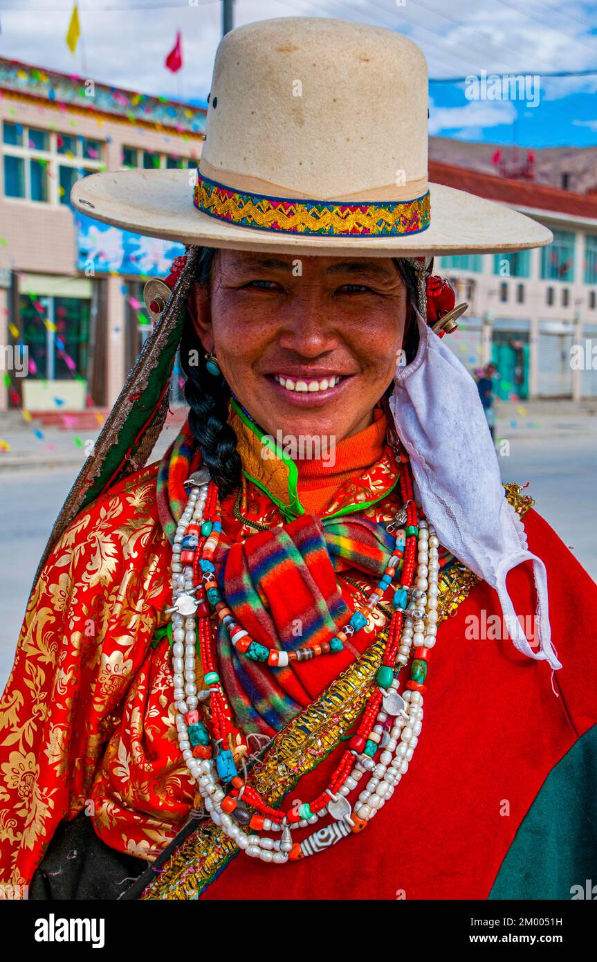 Traditional dressed woman on the festival of the tribes in Gerze ...