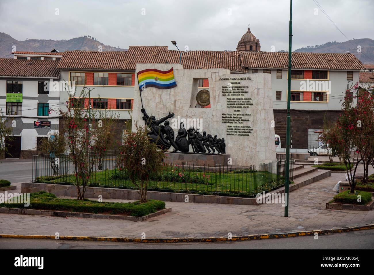 Limacpampa, historic square with monument to the city's founders, Cusco ...