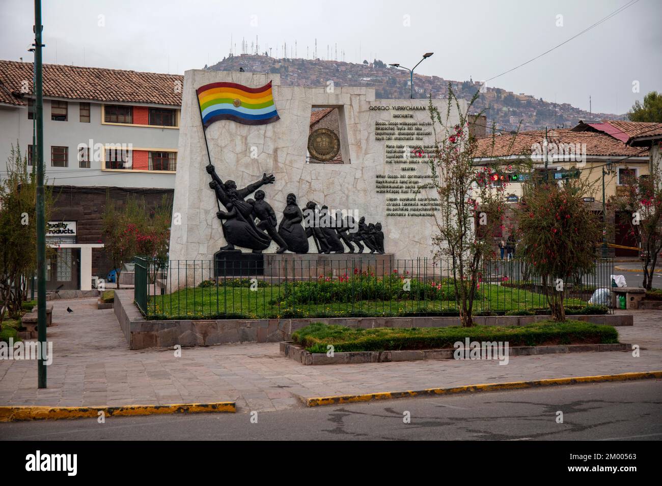 Limacpampa, historic square with monument to the city's founders, Cusco ...