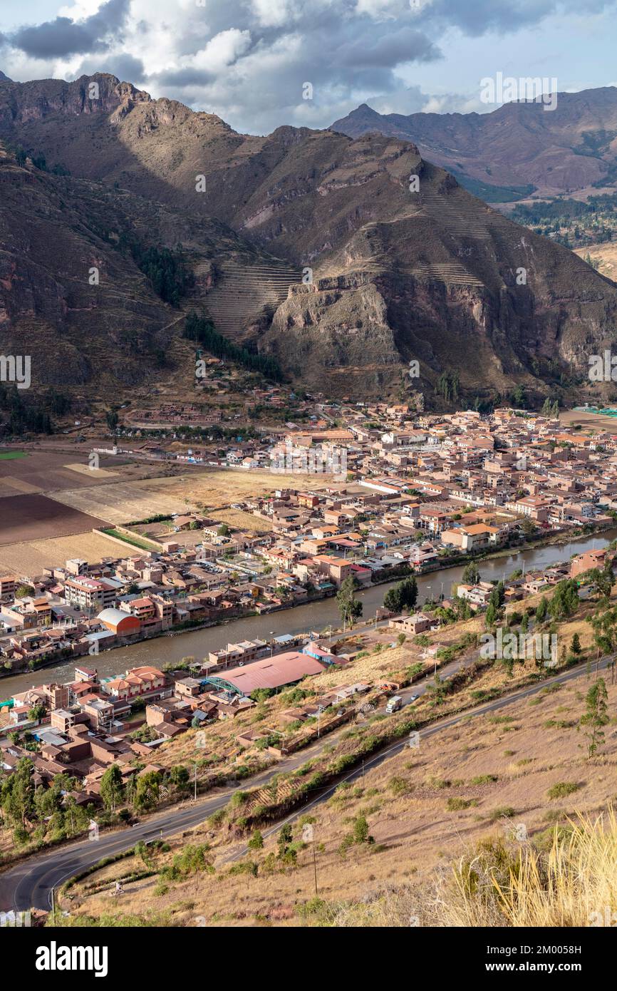 Mirador Taray, view of Pisac, also Pisaq, valley of the Urubamba river ...