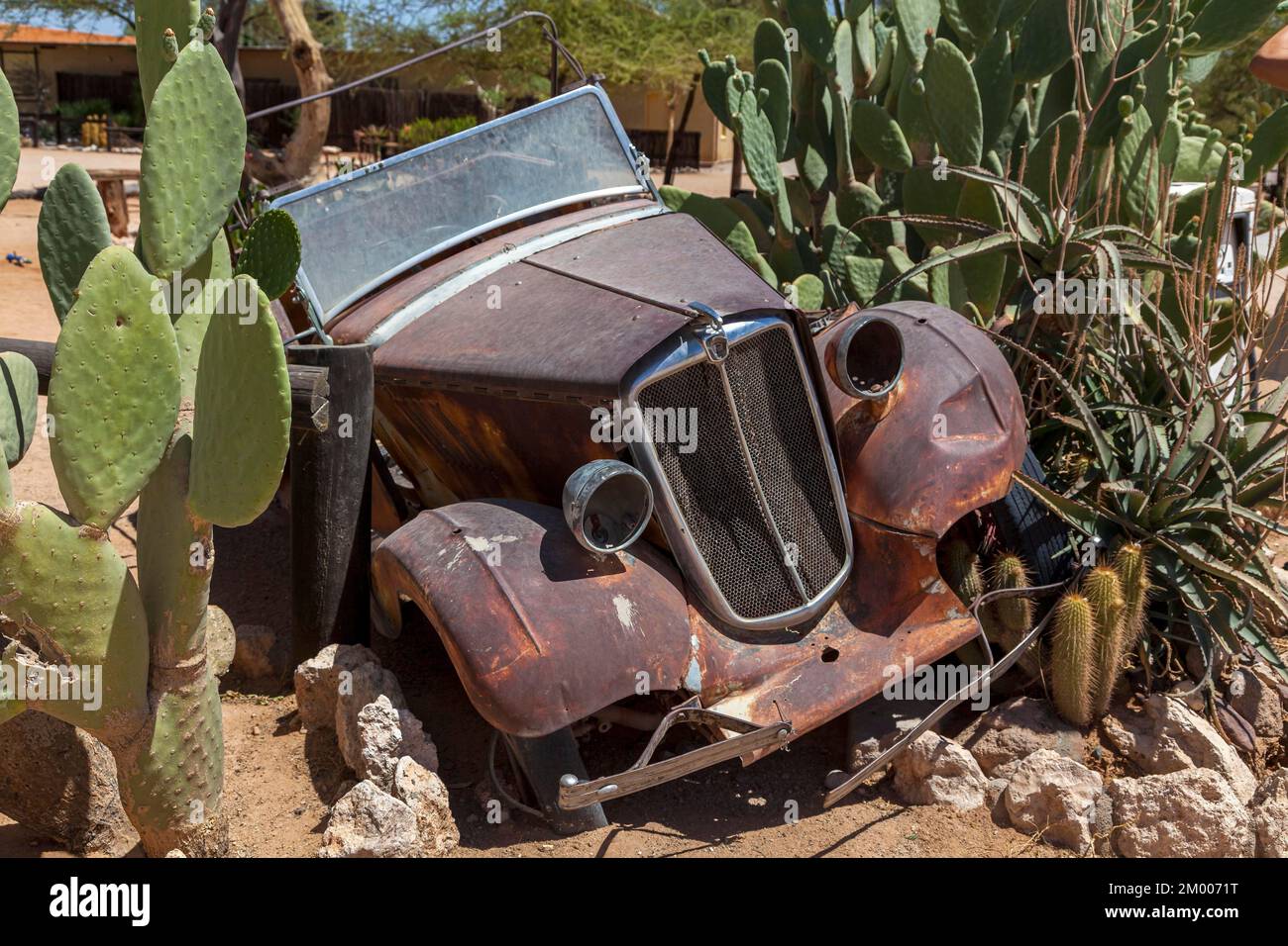 Wreck of a classic car in the desert, Solitaire, Khomas Region, Namibia, Africa Stock Photo - Alamy