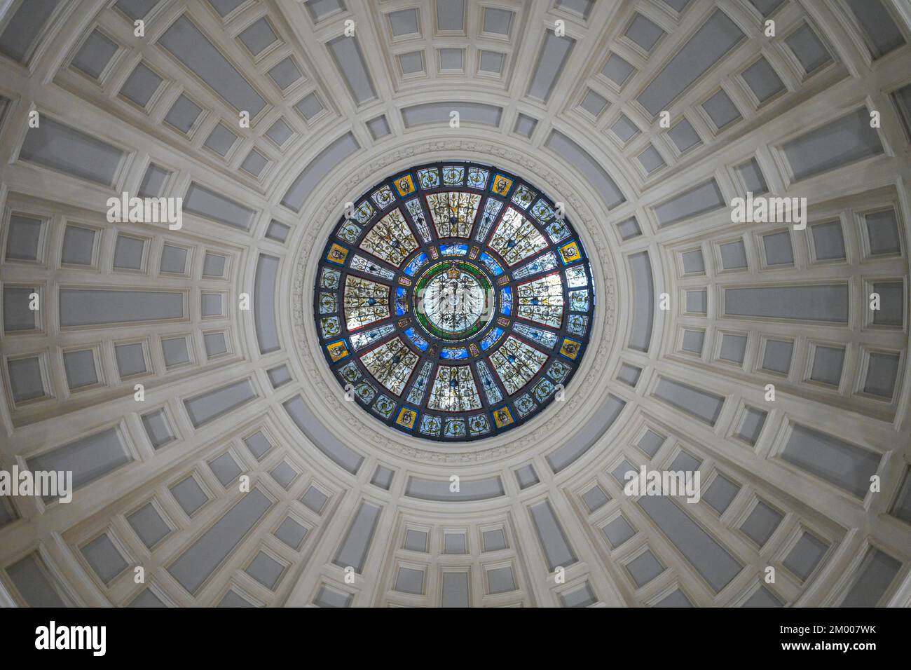 Dome entrance hi-res stock photography and images - Alamy