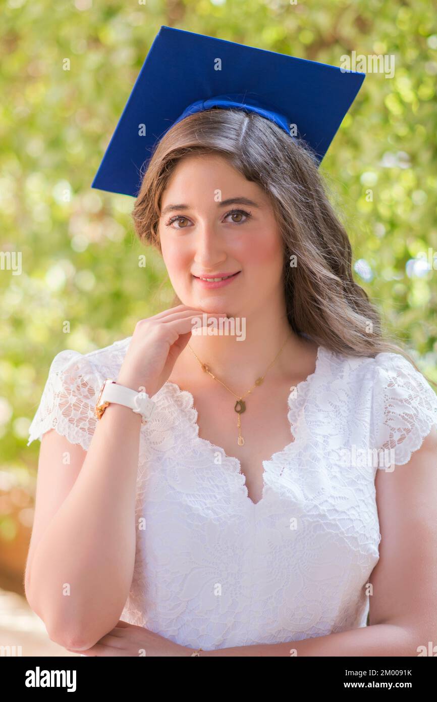 Female university graduate hi-res stock photography and images - Alamy