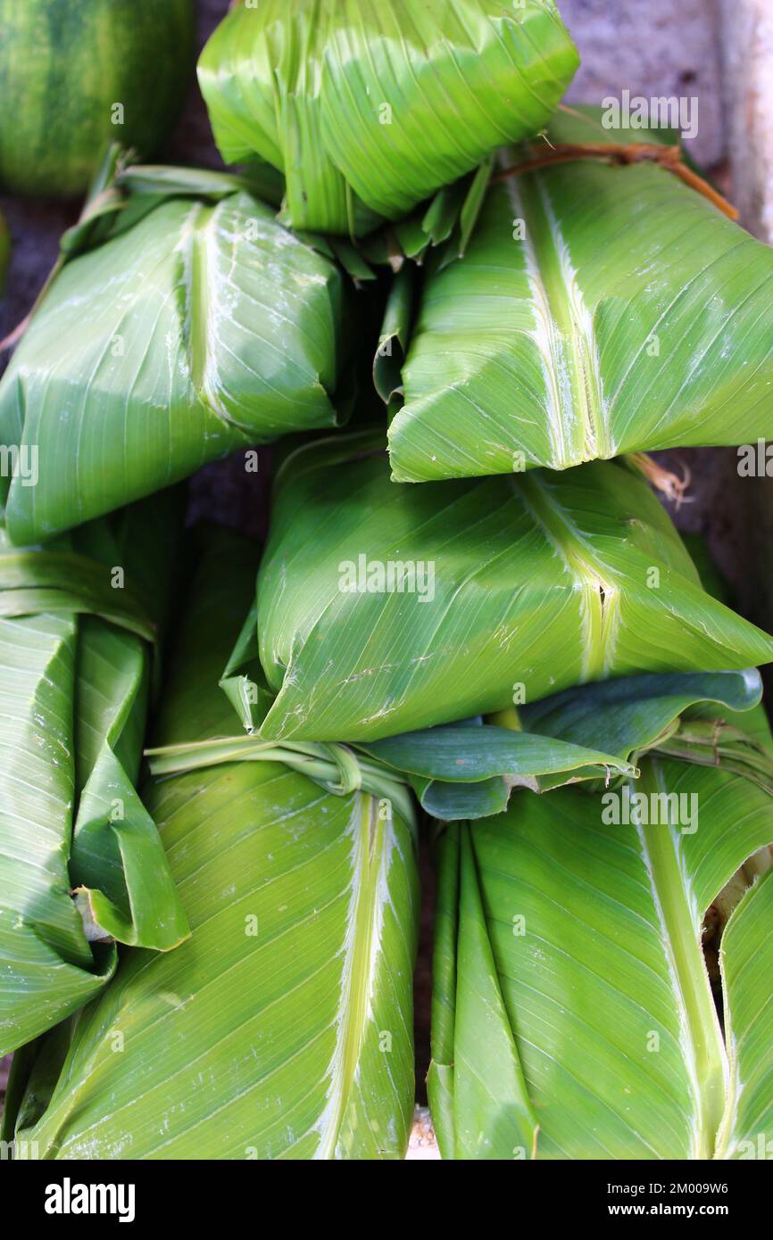 Annatto Caribbean spice Belize Recado made from the Lipstick Tree ...