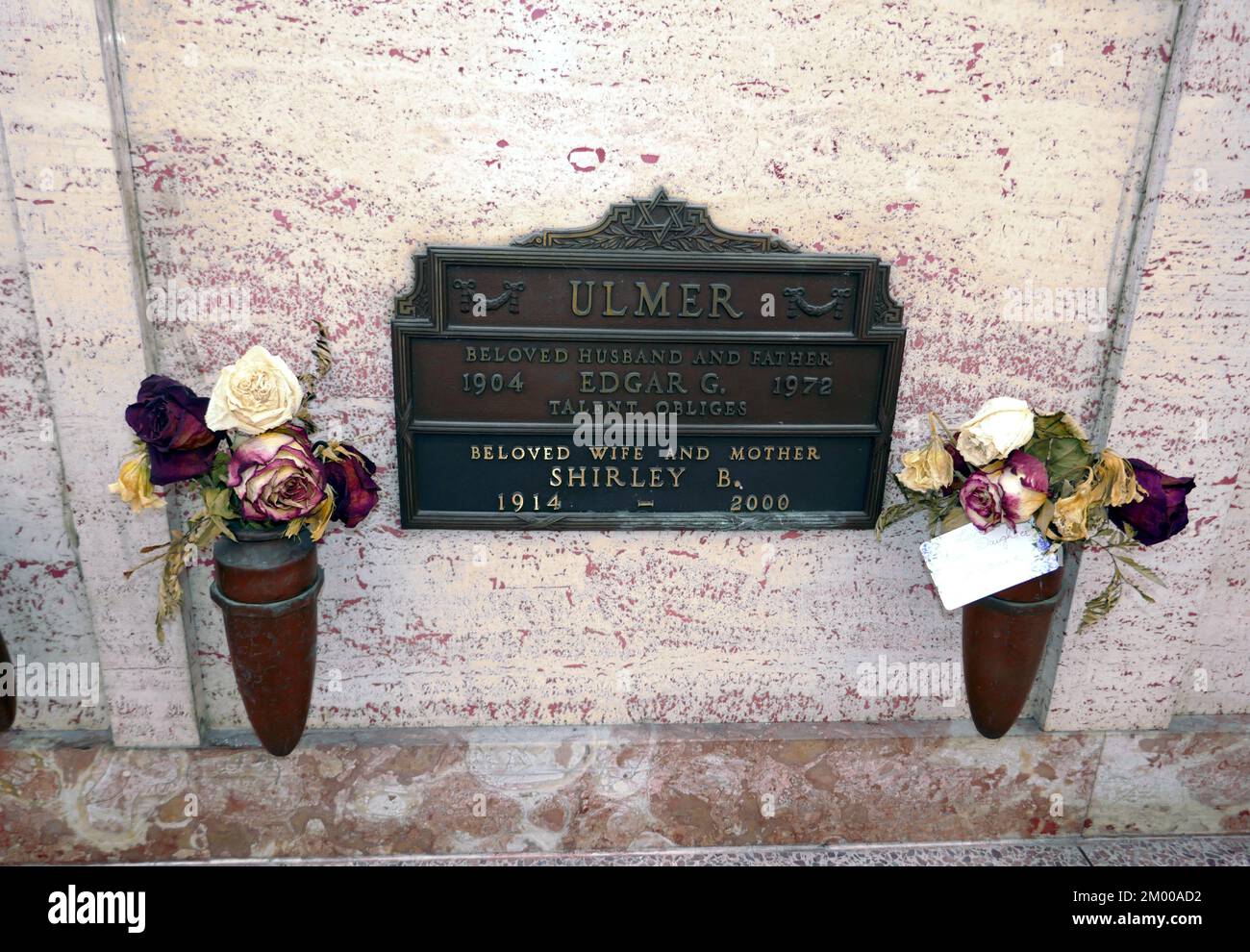 Los Angeles, California, USA 18th October 2022 Director Edgar G. Ulmer's Grave in Hall of David ...