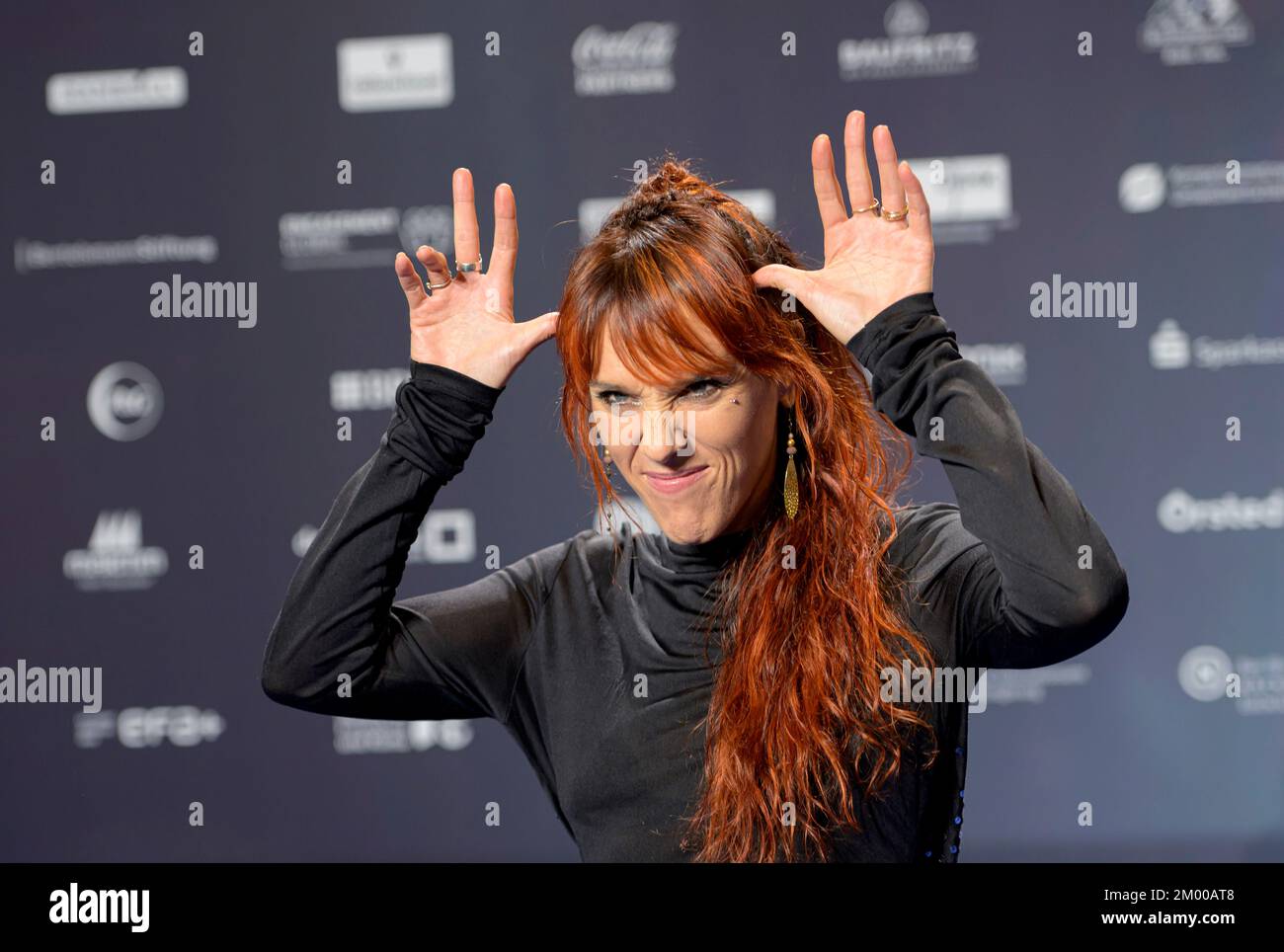 ZAZ, singer, honorary award winner, gesture, gesture, presentation of ...