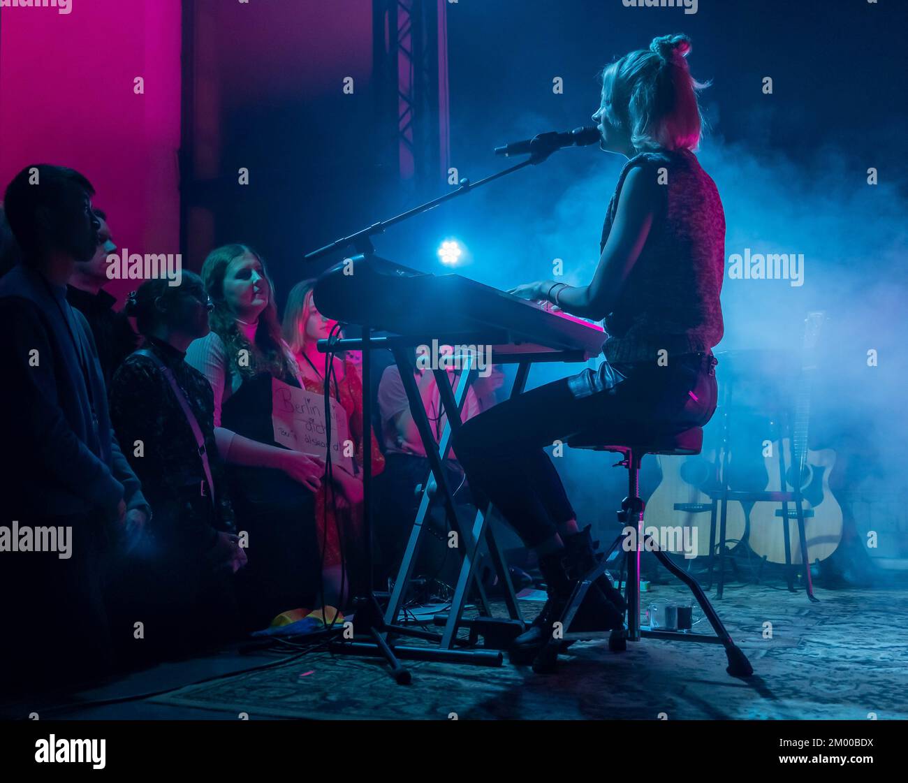 Berlin, Germany 2nd December 2022. Scottish singer Nina Nesbitt live at ...