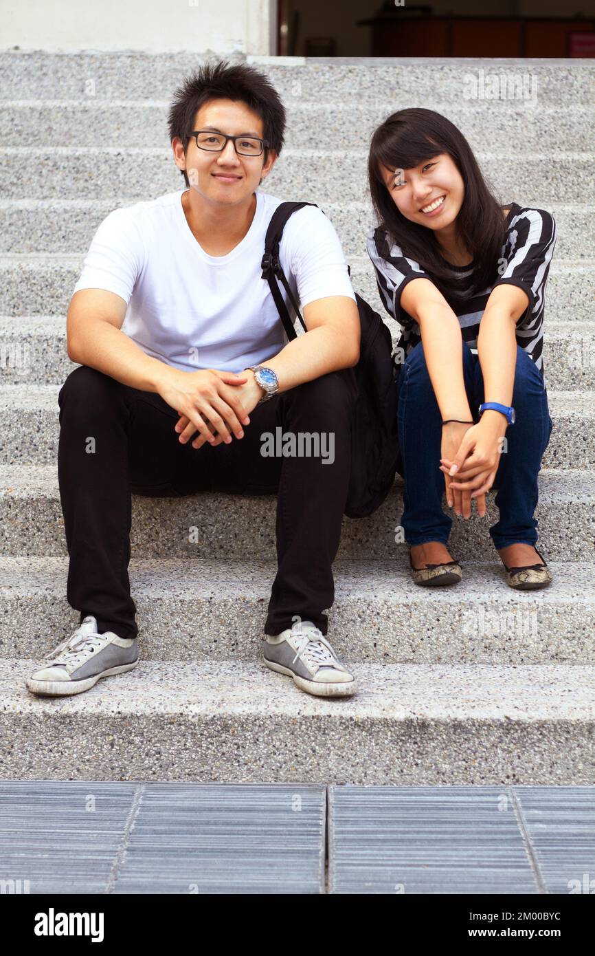 Campus asian hi-res stock photography and images - Alamy