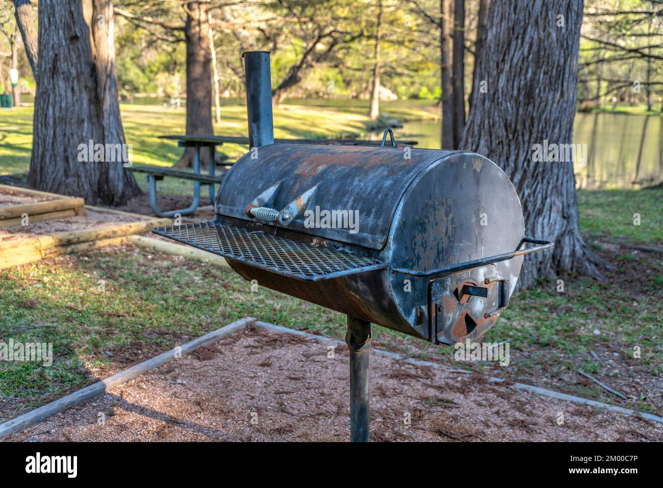 An old rusty barbeque grill at a park for hikers in Bull Creek Austin ...