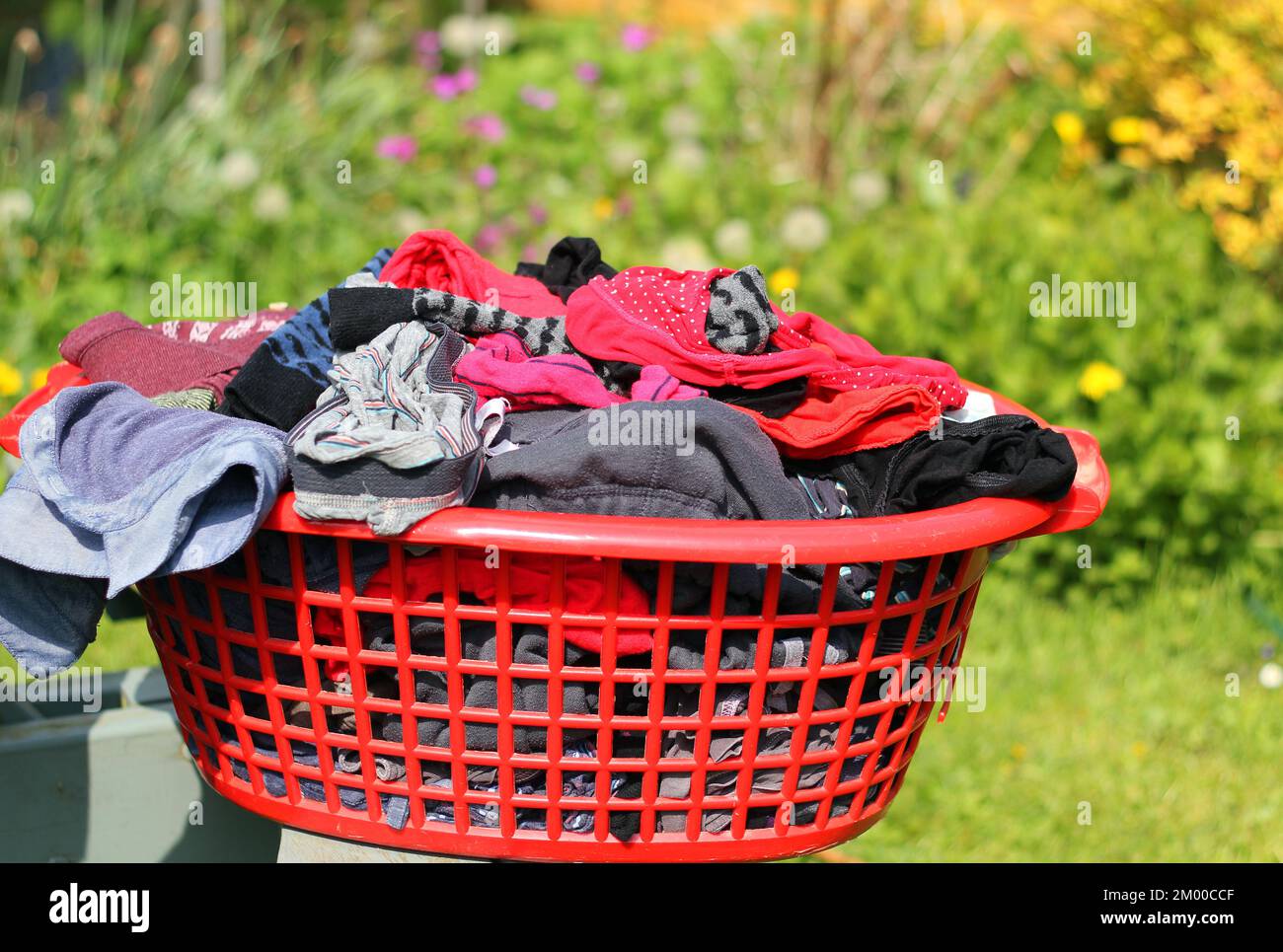 Washing basket hi-res stock photography and images - Alamy