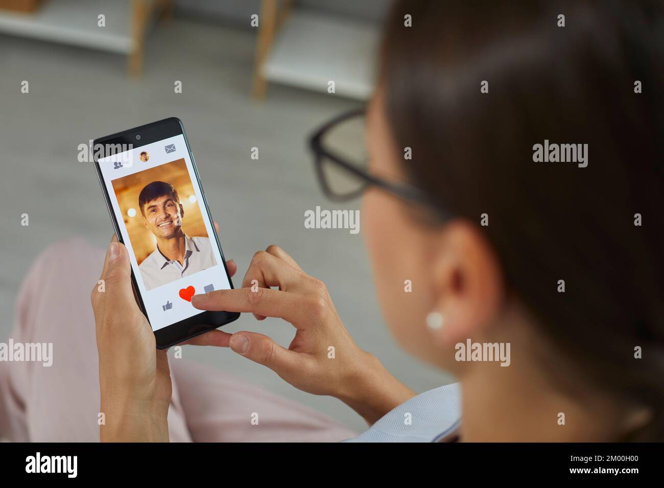 Partner love relationship hi-res stock photography and images - Alamy