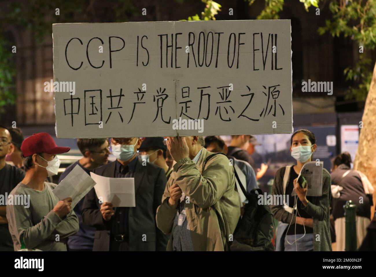 Blank sheet paper protest china hi-res stock photography and images - Alamy