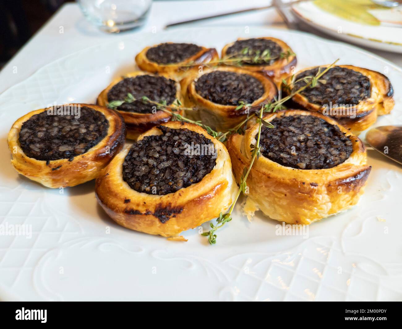 Rice puff pastry hi-res stock photography and images - Alamy