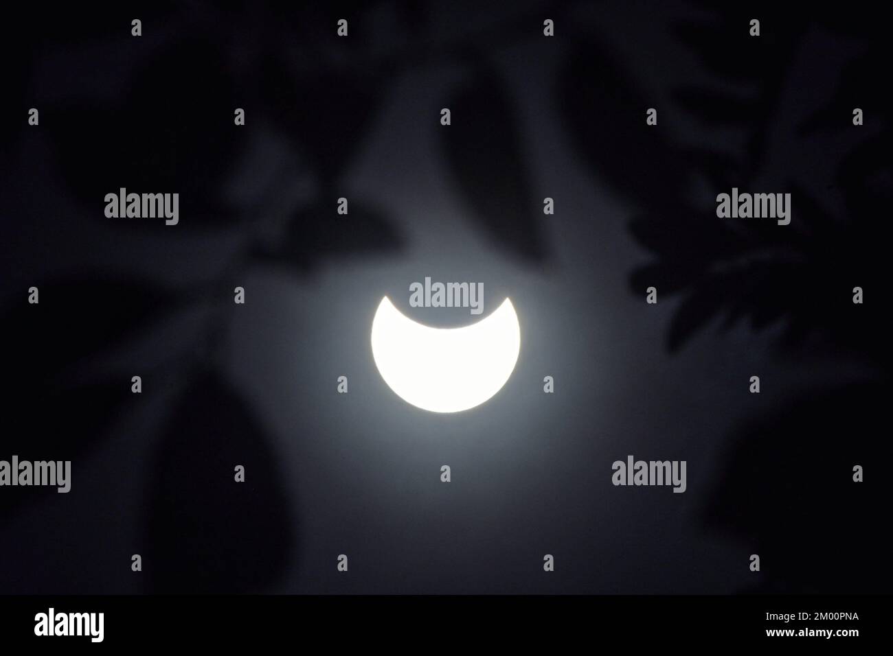 2022 solar eclipse hi-res stock photography and images - Alamy