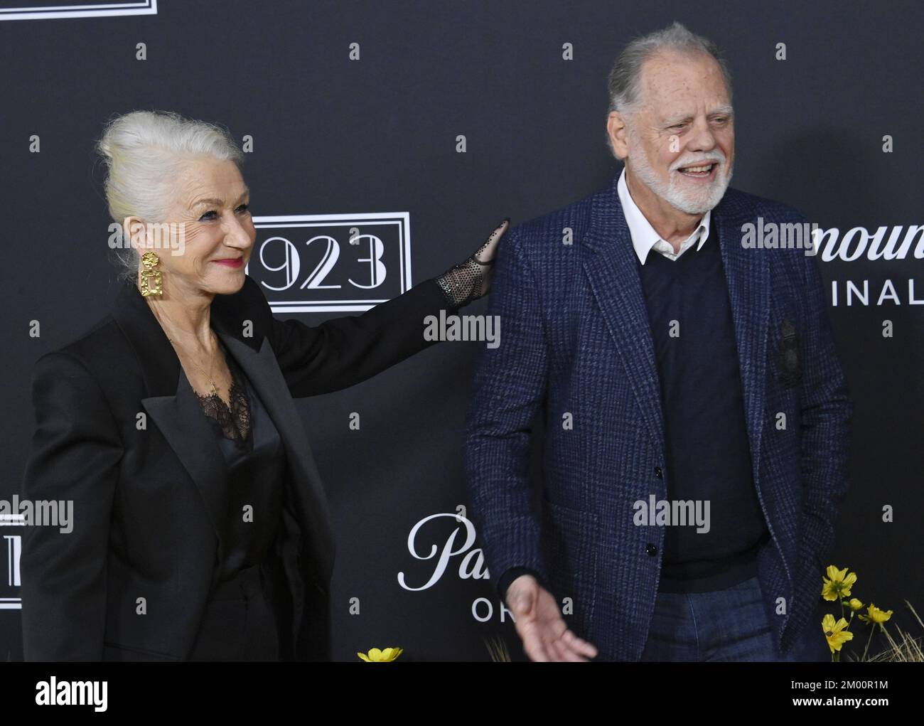 Helen mirren husband taylor hackford hi-res stock photography and ...