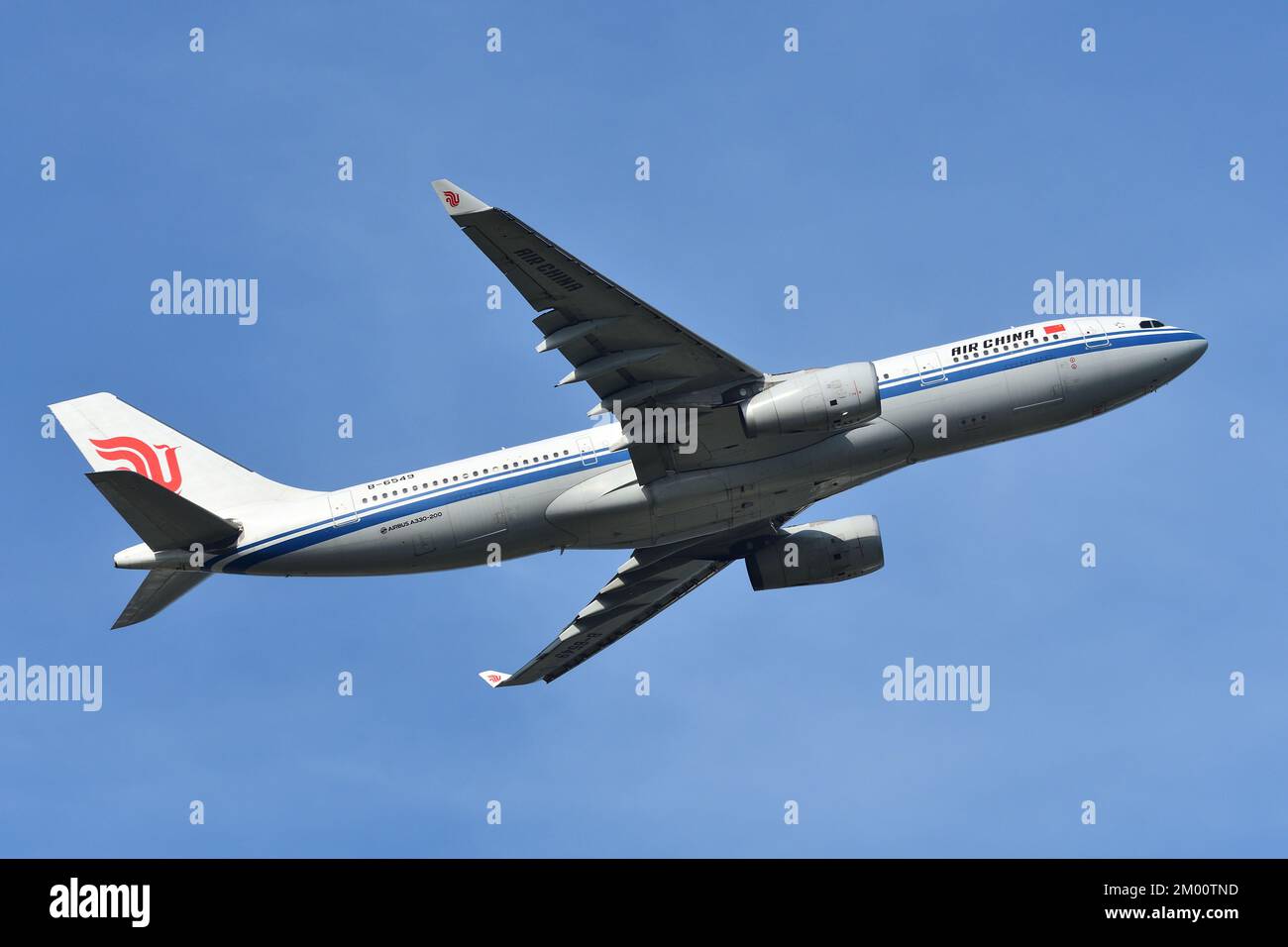 Air china a330 hi-res stock photography and images - Alamy