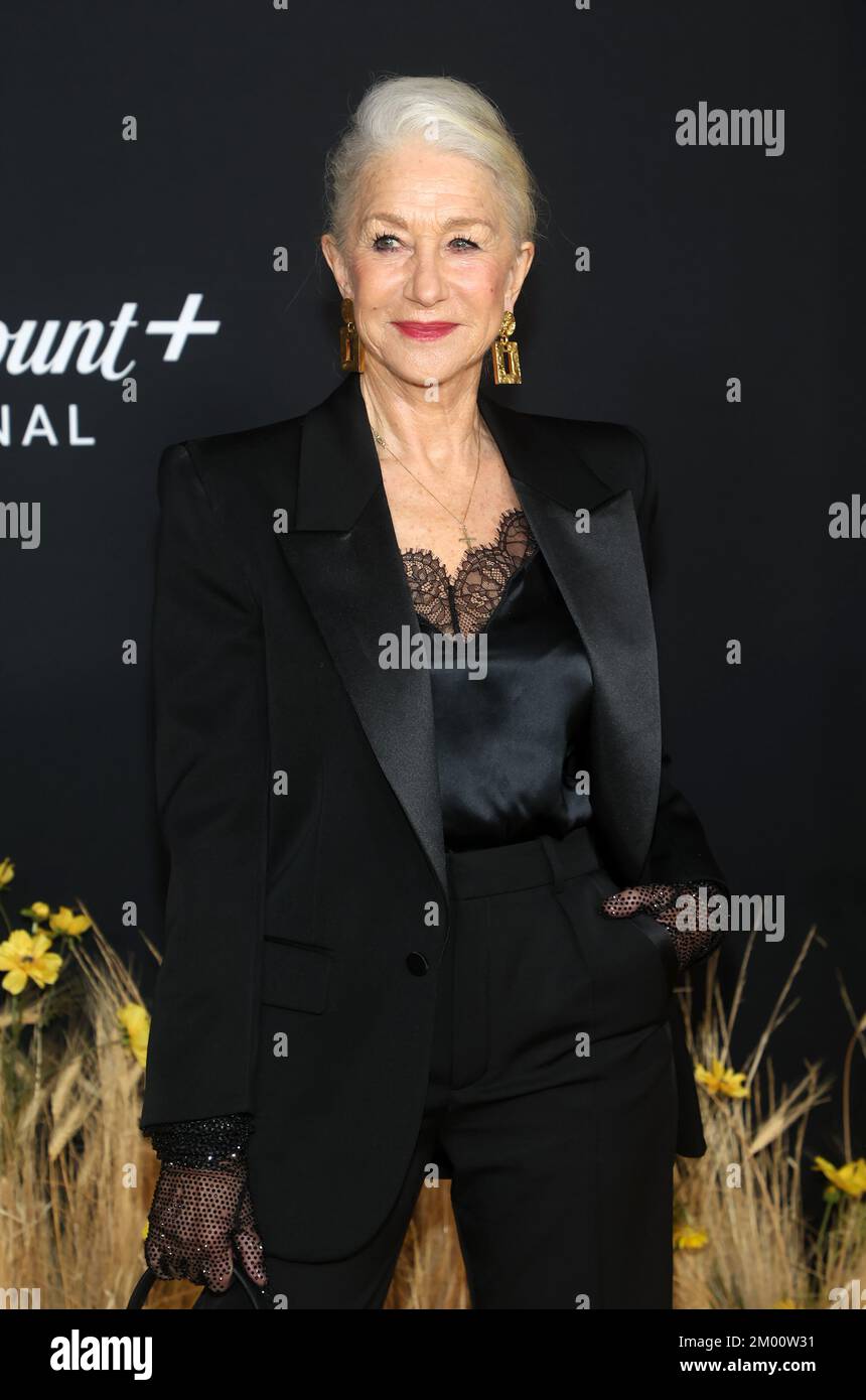 1923 helen mirren hi-res stock photography and images - Alamy
