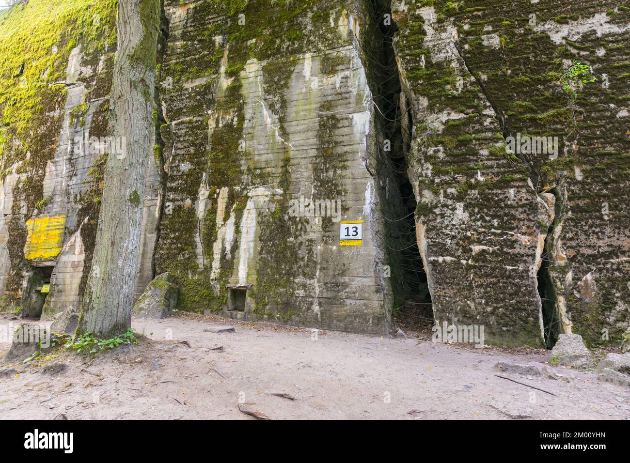 Eastern front fortifications hitler hi-res stock photography and images ...