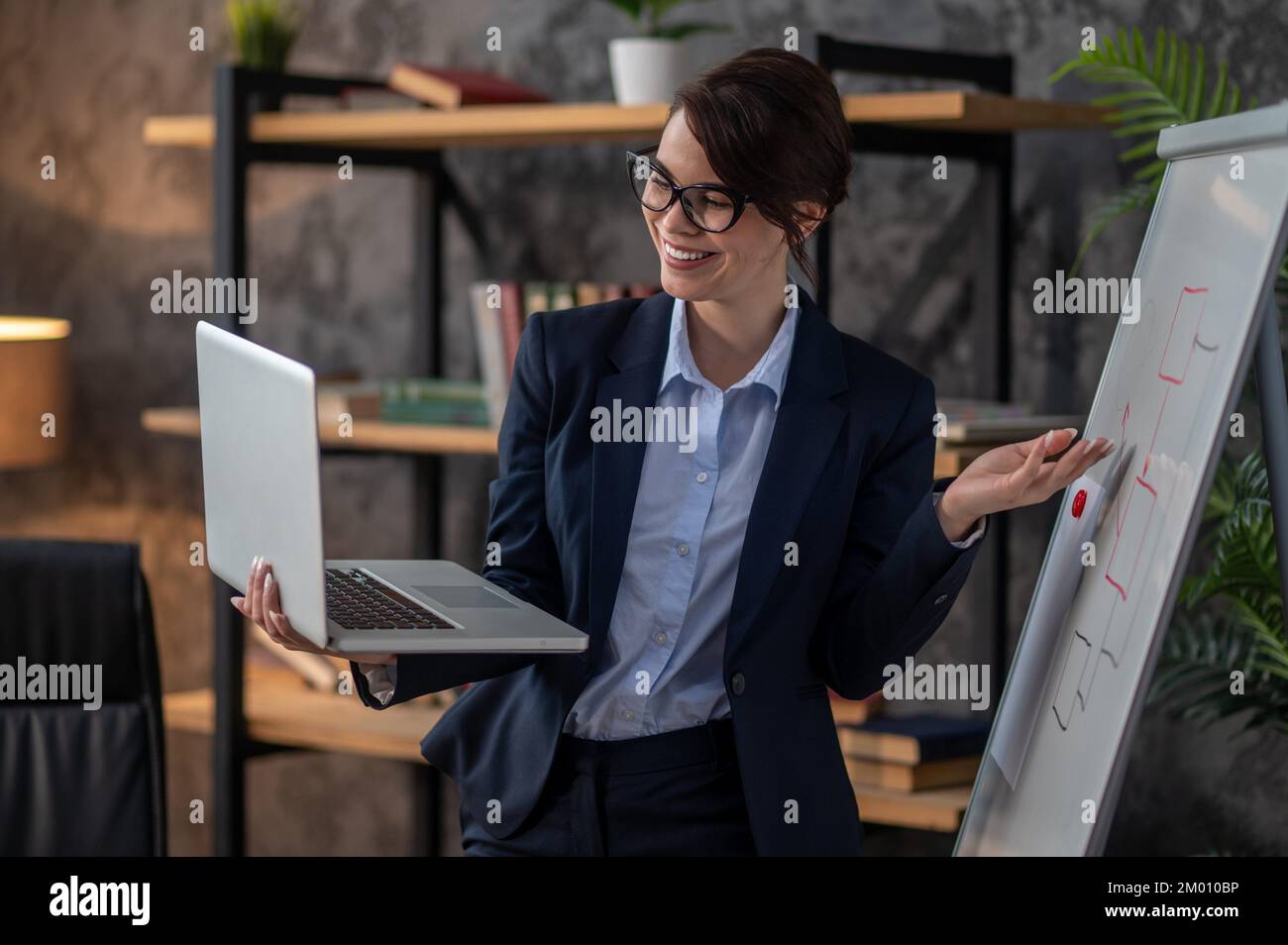Business presentation audience laptop hi-res stock photography and ...