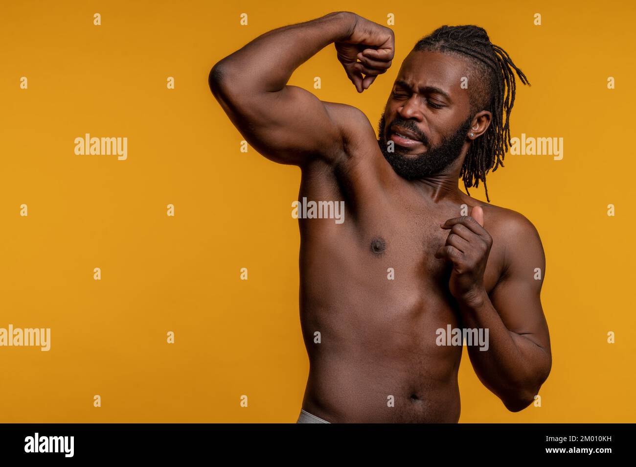 Underarm hi-res stock photography and images - Alamy