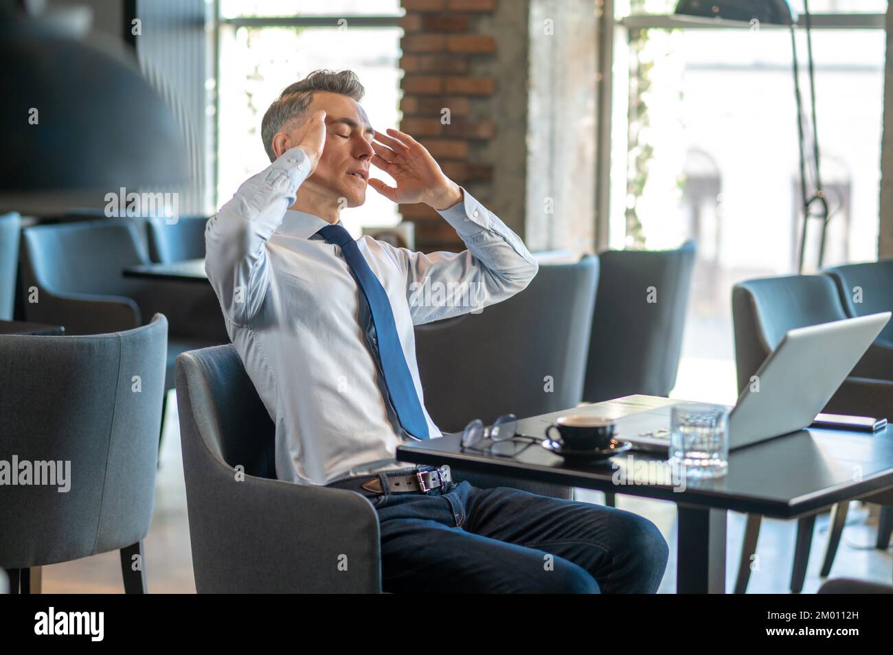 Work businessman hi-res stock photography and images - Alamy