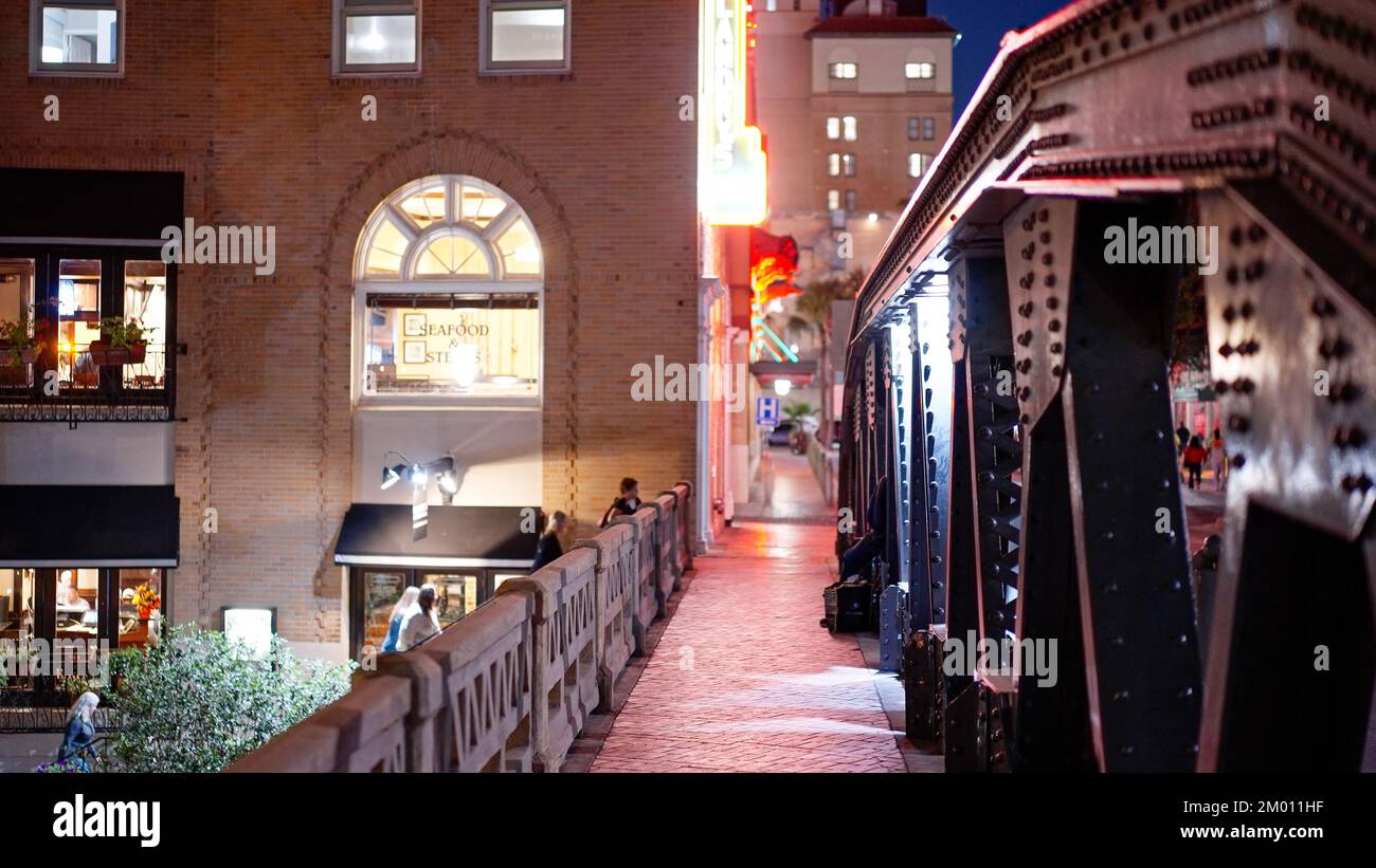 The bridges over Riverwalk in San Antonio - SAN ANTONIO, UNITED STATES ...