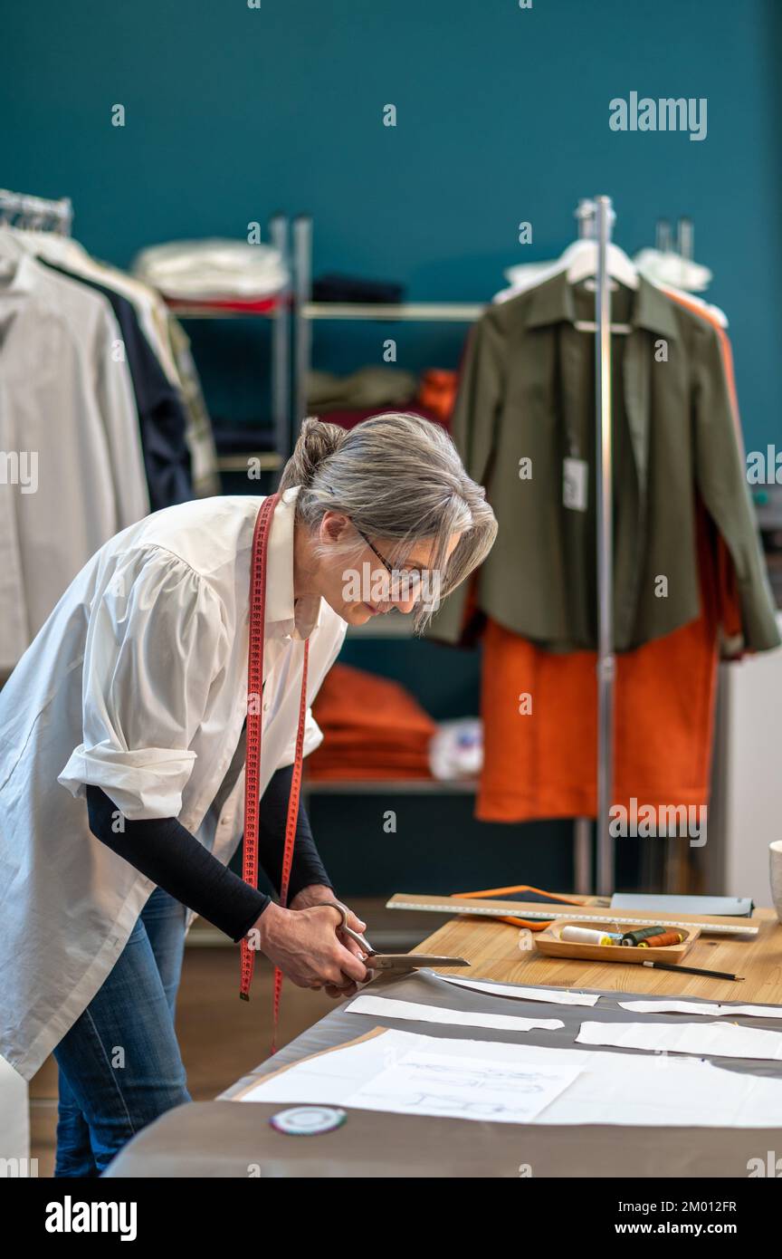 Glasses around neck hi-res stock photography and images - Alamy