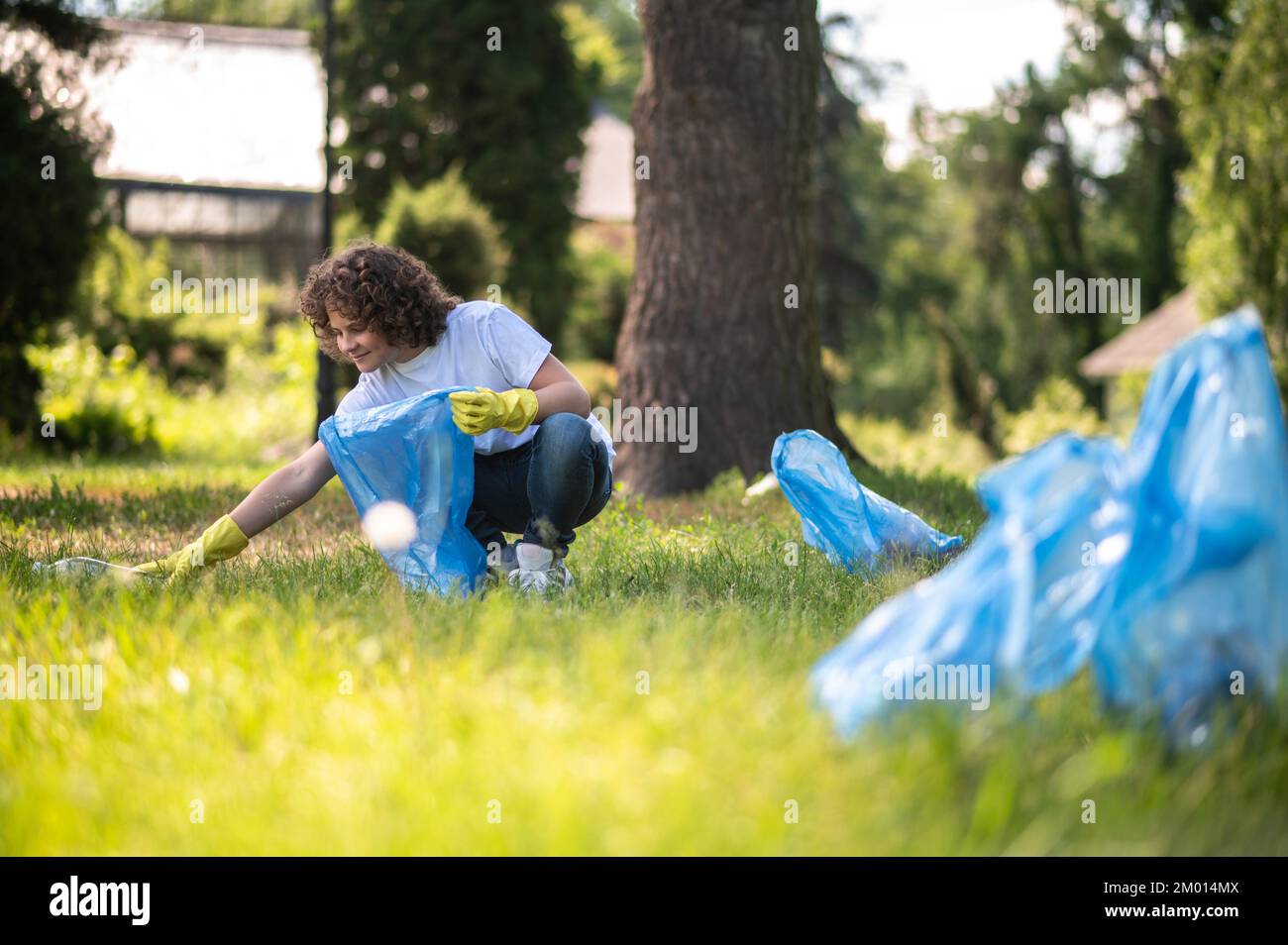 Human litter hi-res stock photography and images - Alamy