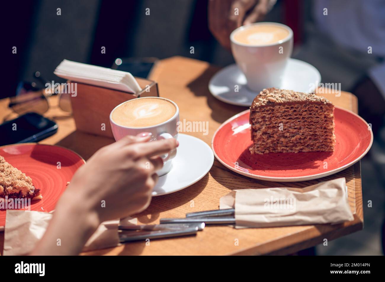 Street of the round table hi-res stock photography and images - Alamy