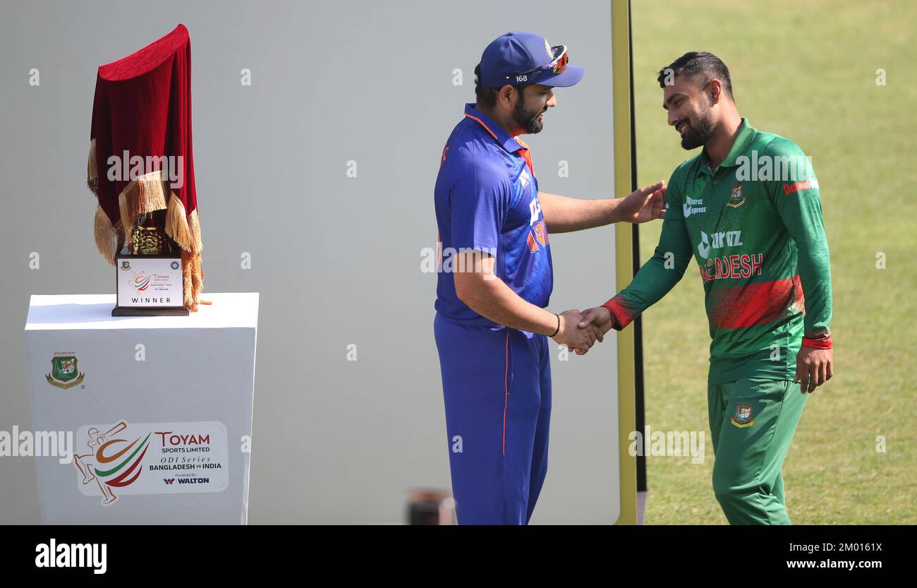 Bangladeshi Captain Liton Kumar Das ® and Indian Captain Rohit Sharma ...