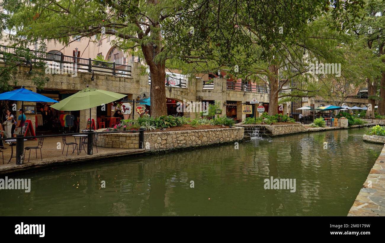 Famous Riverwalk in San Antonio is a popular place - SAN ANTONIO ...