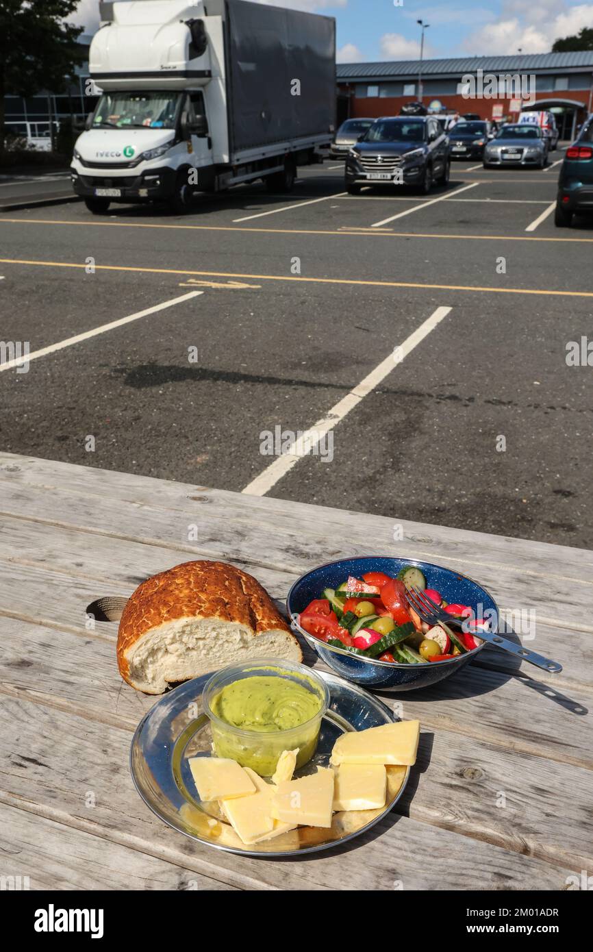Motorway service area hi-res stock photography and images - Alamy