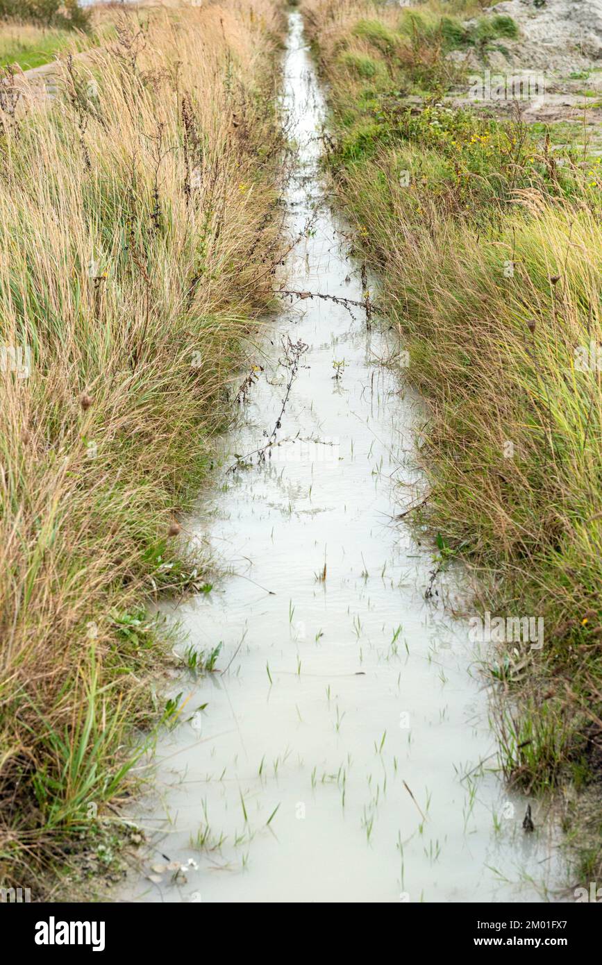 U ditch hi-res stock photography and images - Alamy