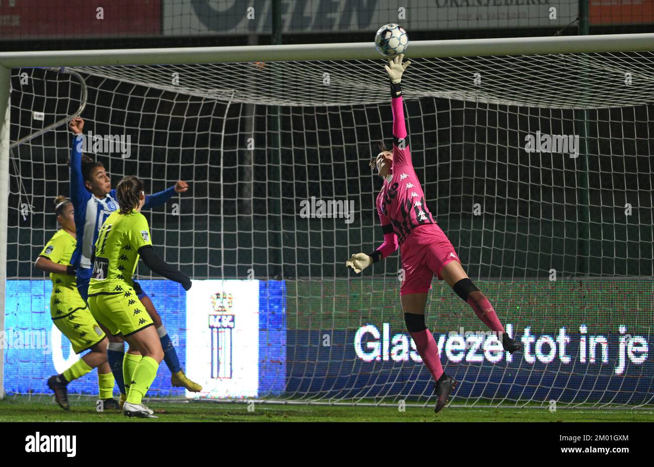 Romane Stempien (19) of Charleroi pictured during a female soccer game ...