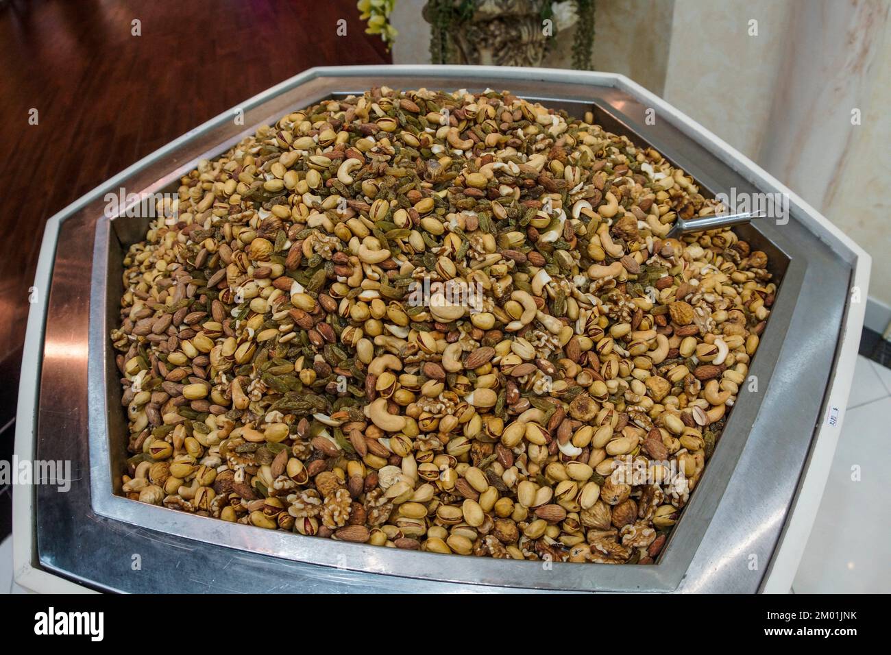 Shopping mall snack hi-res stock photography and images - Alamy